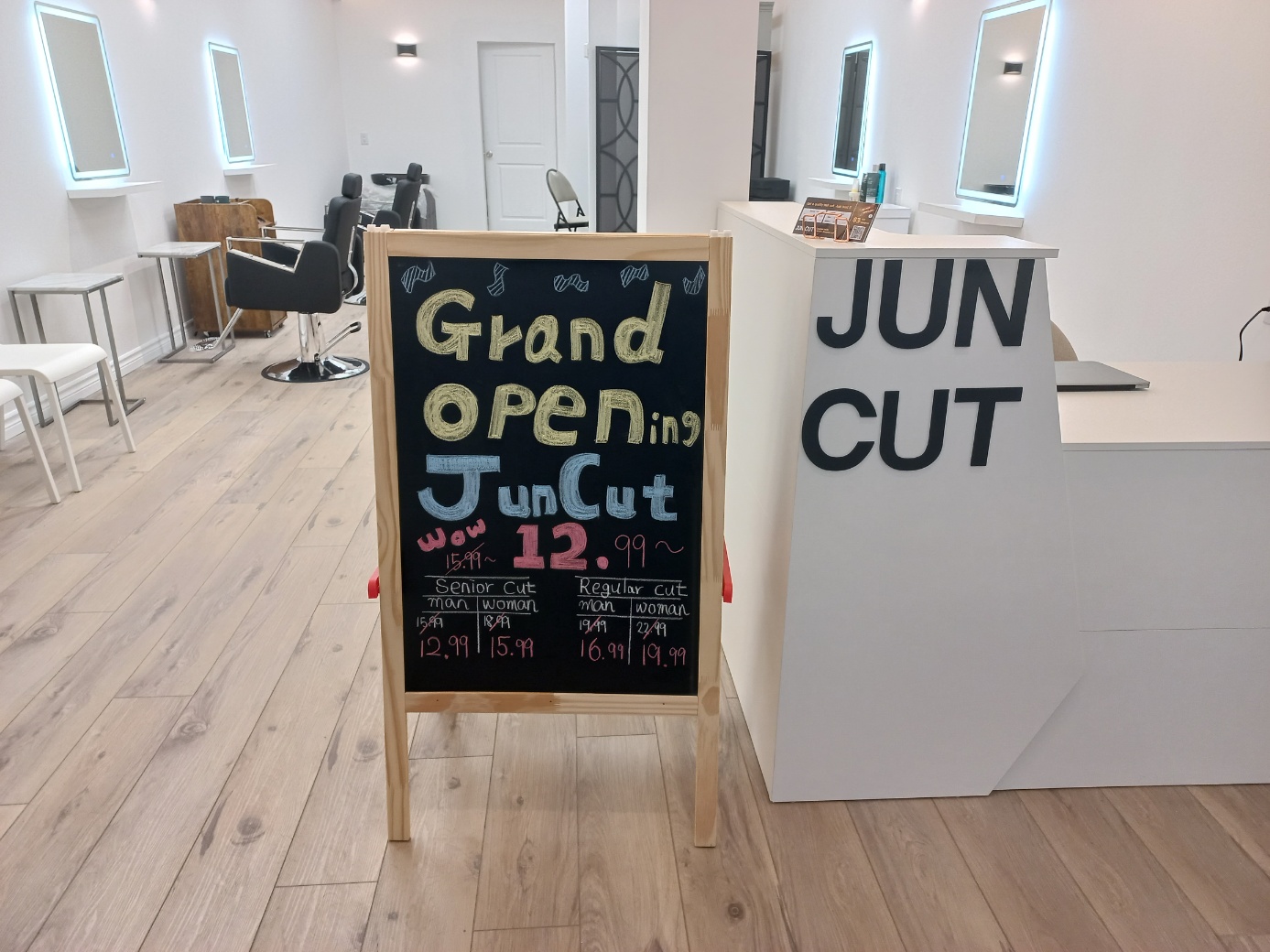 JUN CUT – hair salon , barber, st.catharines.