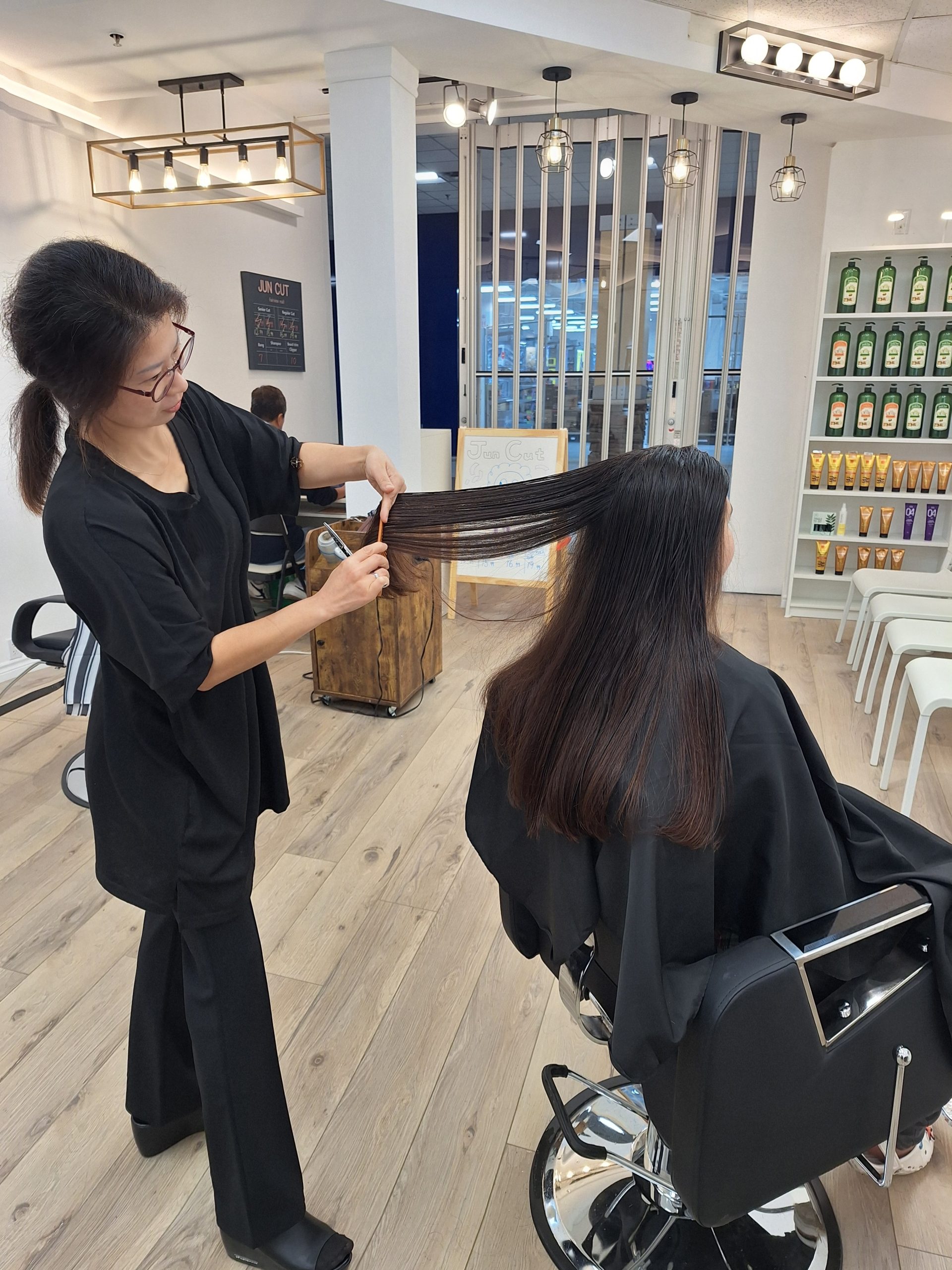 JUN CUT – hair salon , barber, st.catharines.
